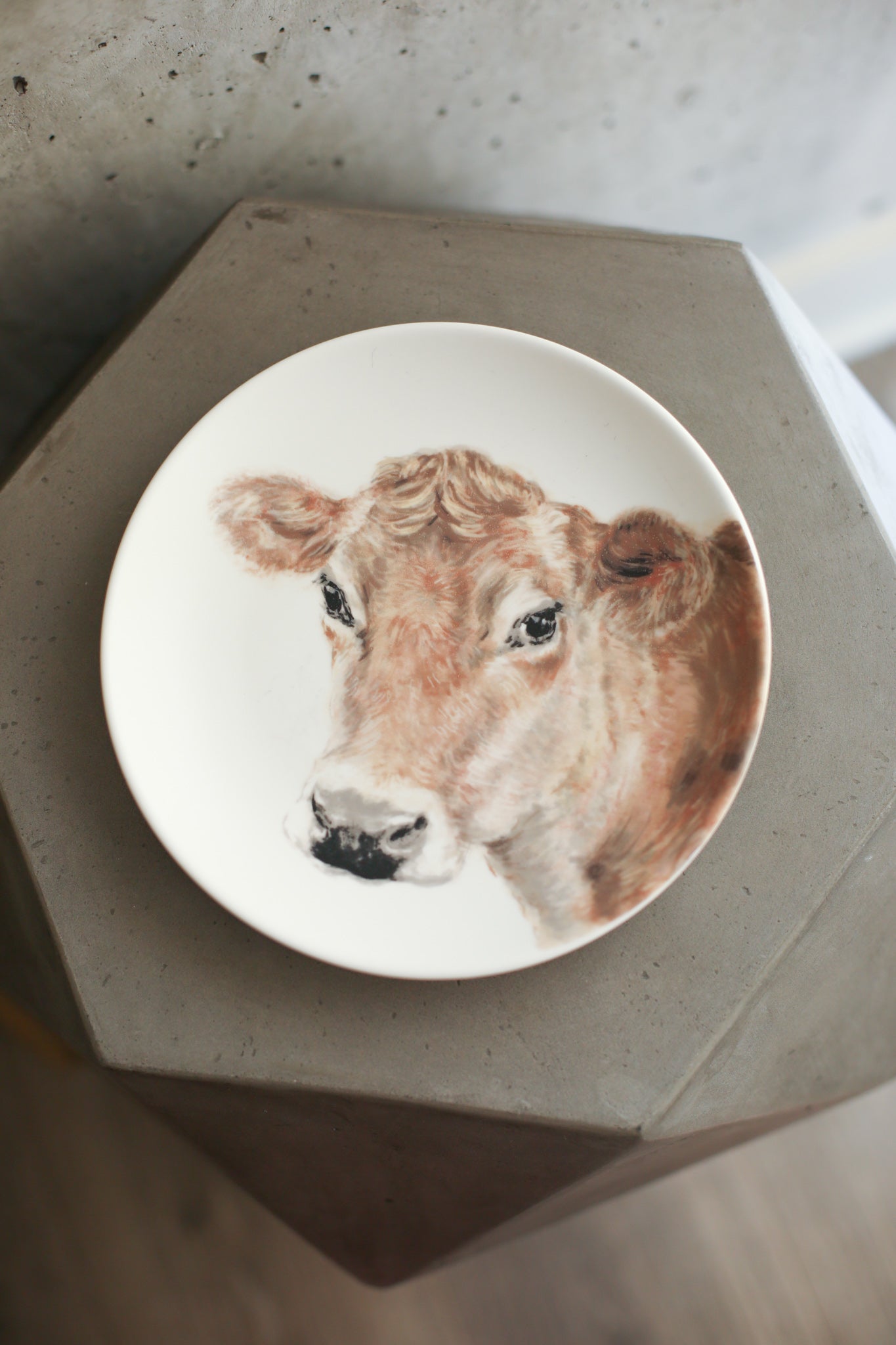 Porcelain Cow Plate – Young At Hart Vintage